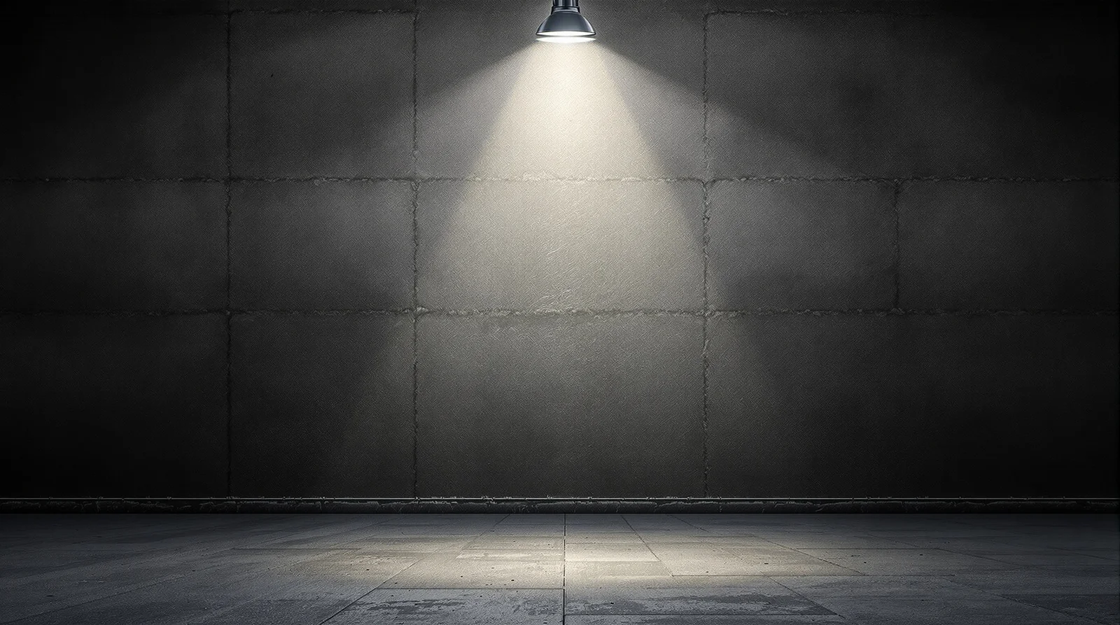 Spotlight-Grunge-E - Free Download & Craft Designs